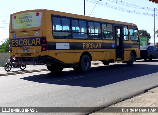 Escolares PHB3120 em Manaus por Bus de Manaus AM - ID:12323743 - Ônibus Brasil