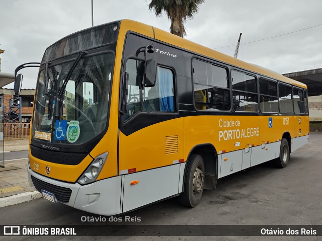 Companhia Carris Porto-Alegrense 0151 em Porto Alegre por Otávio dos ...