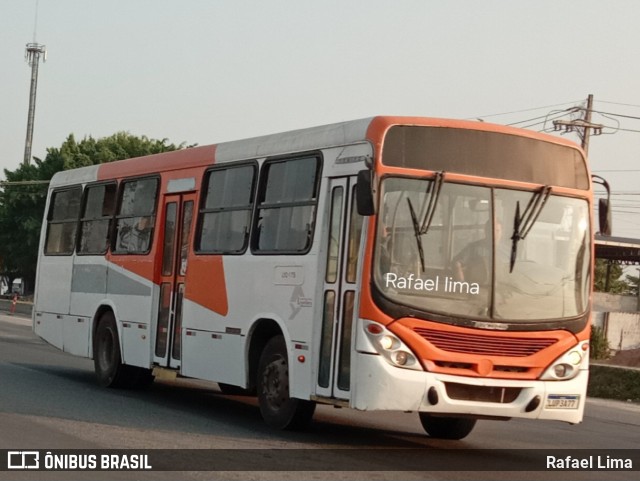Ônibus Particulares LYC -175 em Itaboraí por Rafael Lima - ID:12346611 ...